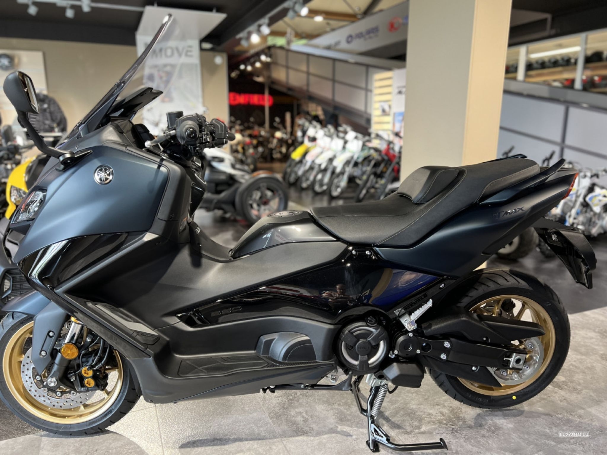 Yamaha T-Max 560 Tech Max d'occasion, moteur Essence et boite ...