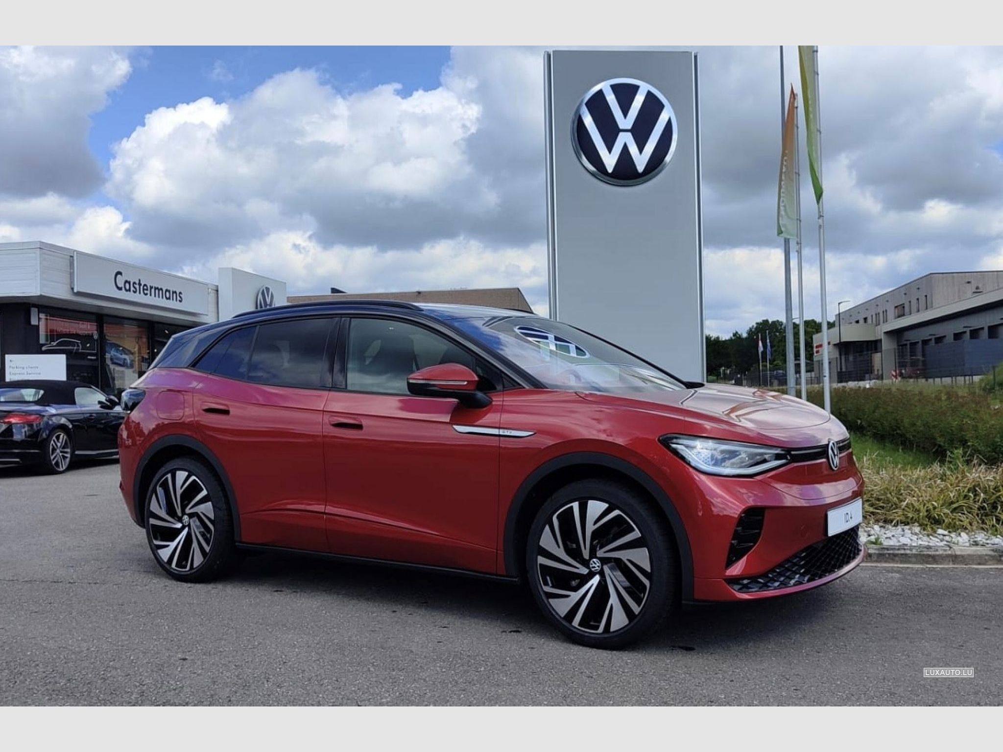 Dark red VW ID.4 GTX used, fuel Electric and Automatic gearbox, 50 Km ...