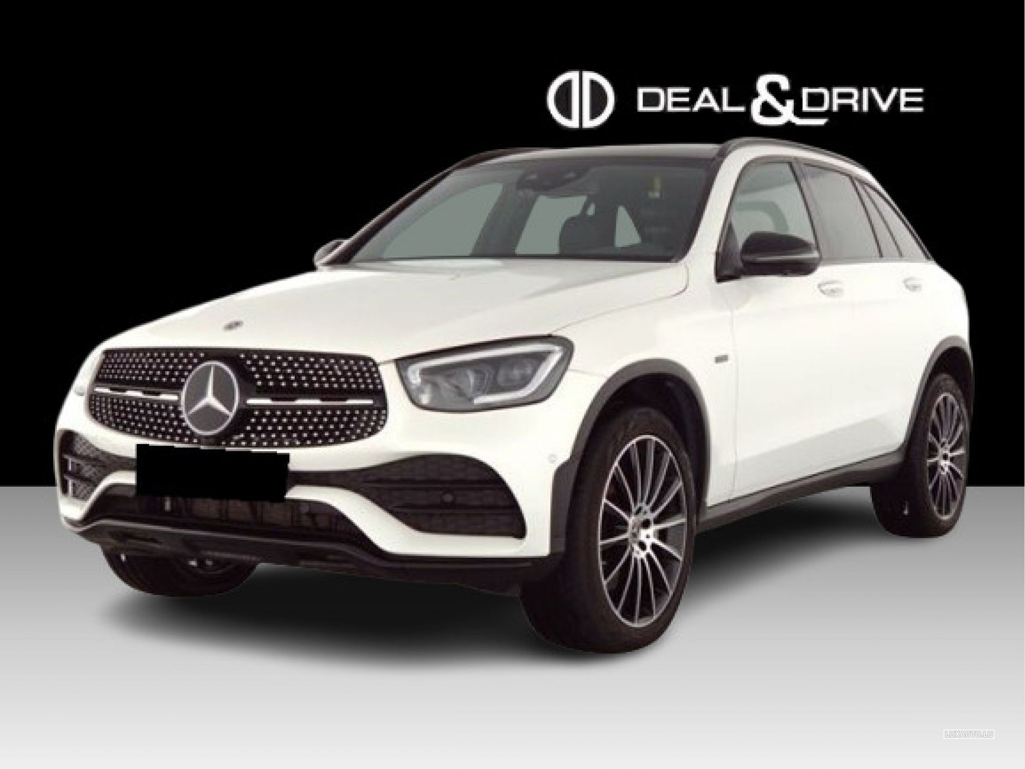 White Mercedes GLC 300 de 4Matic AMG Line used, fuel Hybrid and ...