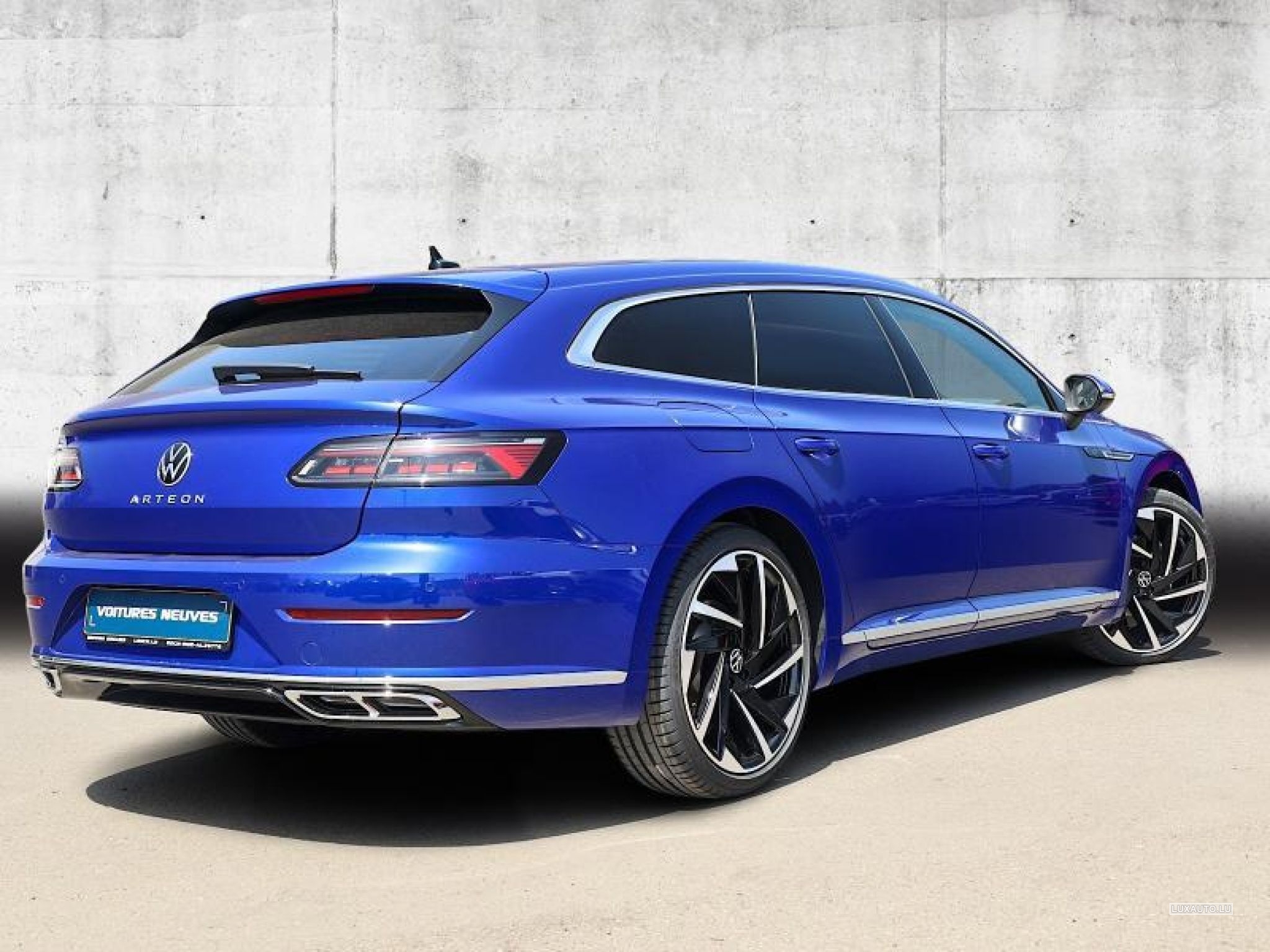 VW Arteon SB R-Line Bleu d'occasion, moteur Diesel et boite Automatique ...